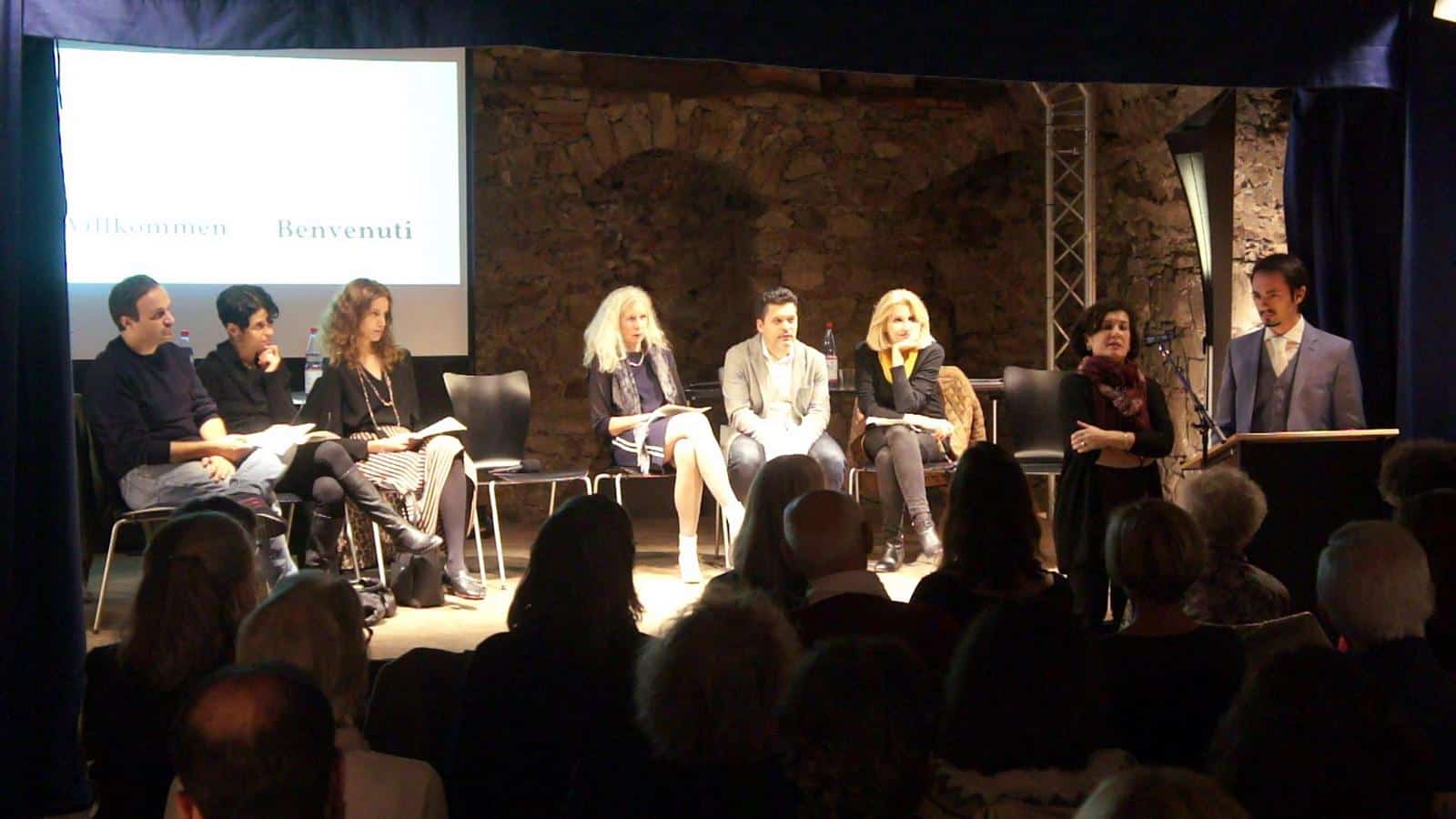 Fotoalbum der Buchpräsentation am 25.10. - nonsolo Verlag